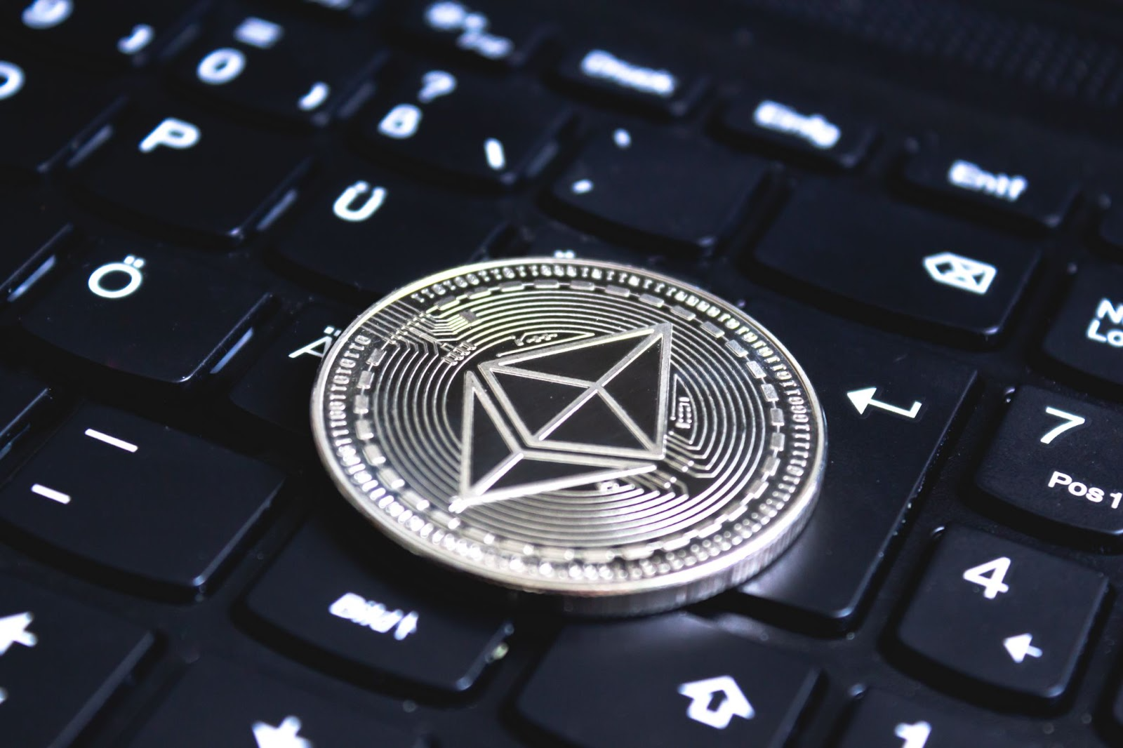 Top ICO to Watch in 2025 - Why Blazpay ($BLAZ) Outshines Bitcoin ...